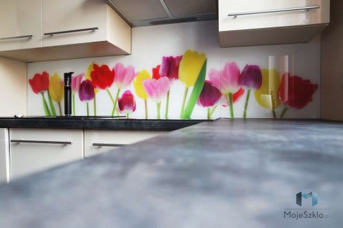 Szyba do kuchni z motywem kwiatów - MojeSzklo.pl